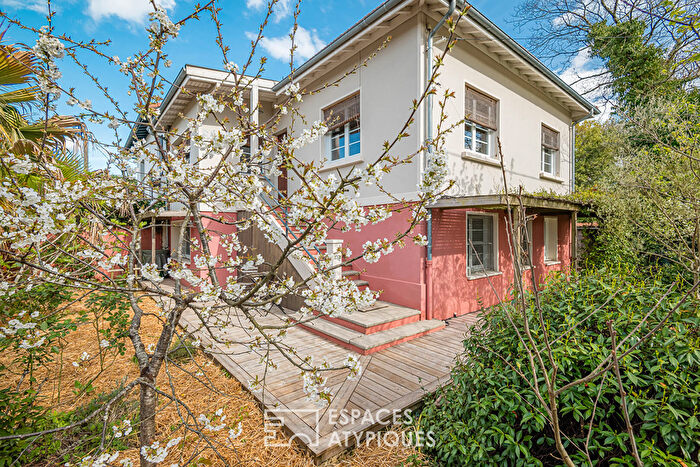 Maison à vendre - Pessac, Verthamon, Haut Biron - 5 pièces - 3 chambres