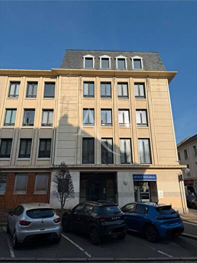 Centre Ville-Cathédrale, Évreux : Appartement 1 pièce à louer