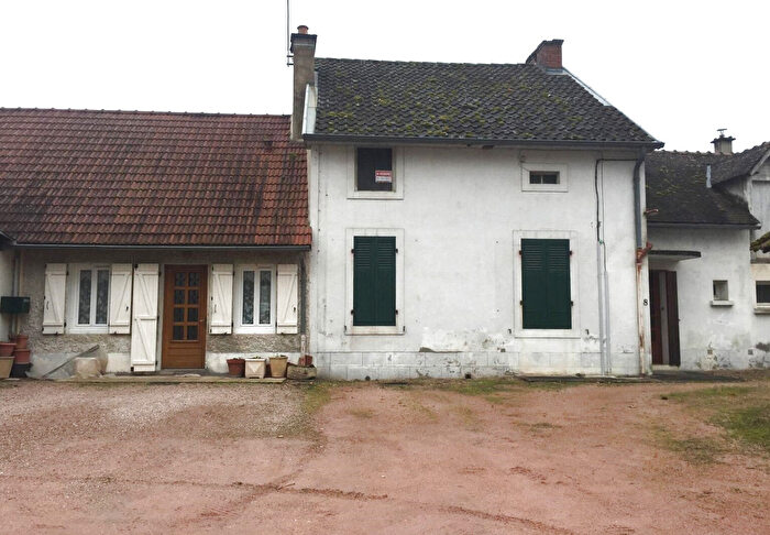 Maison à vendre - Montaigu-le-Blin - 3 pièces - 2 chambres
