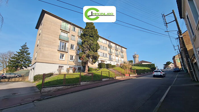 Appartement à louer - La Ferté-Bernard - 4 pièces - 2 chambres