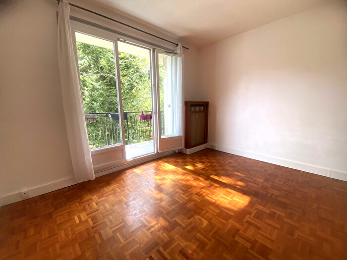 Appartement 3 pièces à Jouars-Pontchartrain, à vendre