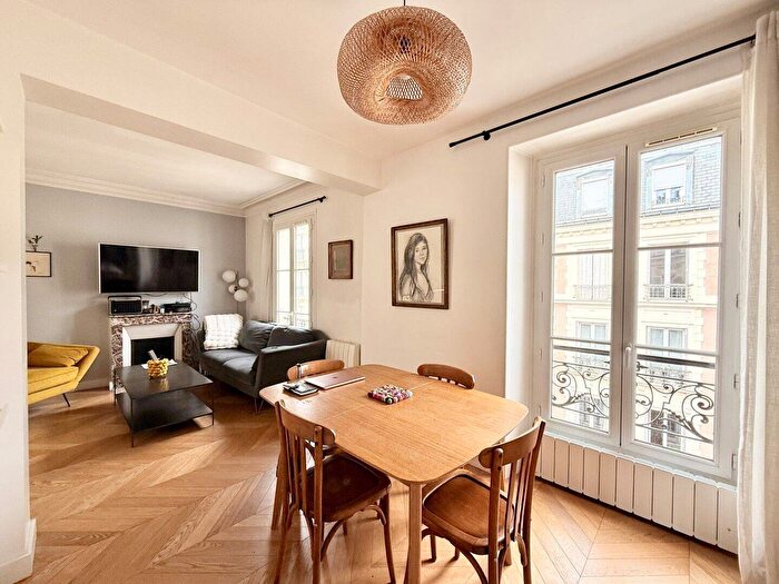 Appartement à louer - Hôtel de Ville-Planchette, Levallois-Perret - 4 pièces - 2 chambres