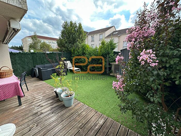 Limeil-Brévannes, Pasteur, Marquèze : Appartement 4 pièces à vendre