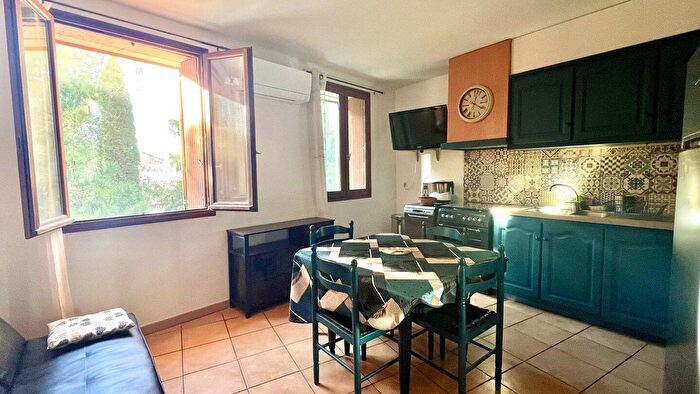 Appartement à louer - Centre Ville, Céret - 3 pièces - 2 chambres