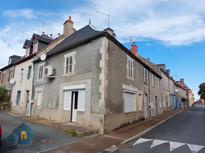 Clugnat : Maison 5 pièces à vendre