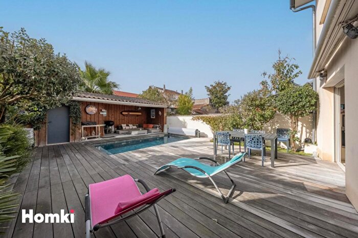 Maison à vendre - Talence, Saint-Genès, La Médoquine, Haut-Brion - 6 pièces - 4 chambres