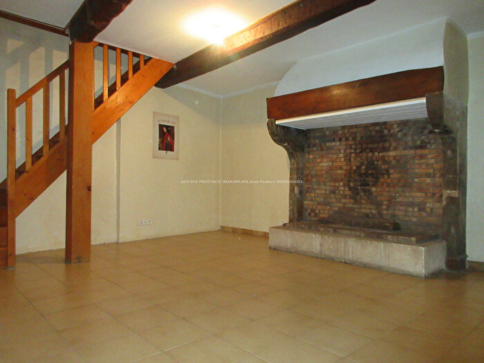 Appartement 2 pièces à louer à Taulignan