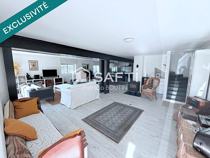 Maison 6 pièces à vendre à Lezay