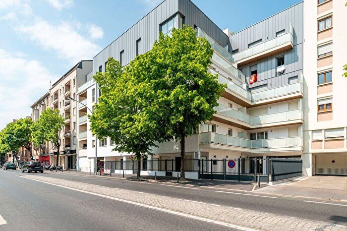 Appartement à louer - Monesse-Roger Salendro, Chaville - 2 pièces - 1 chambre