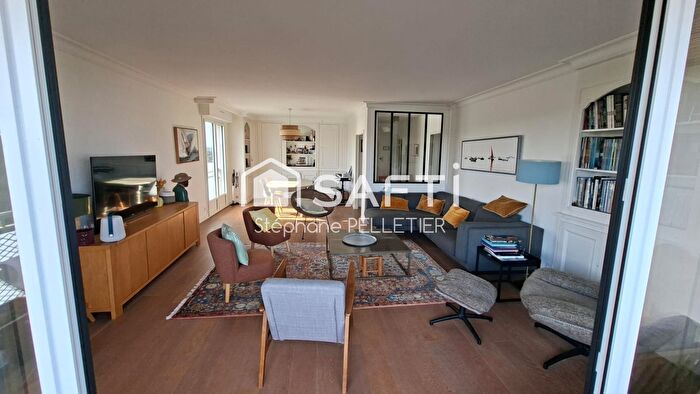 Appartement 5 pièces à vendre - Quartiers Centre, Fougères, Sévigné