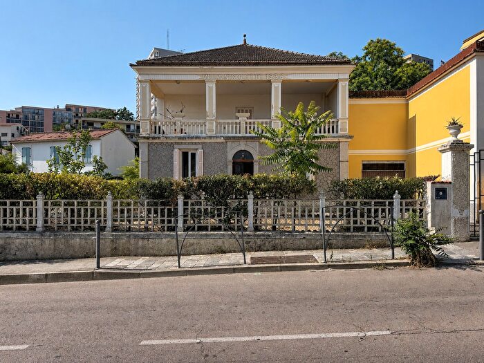 Ajaccio, Loretto - Maison 5 pièces à louer