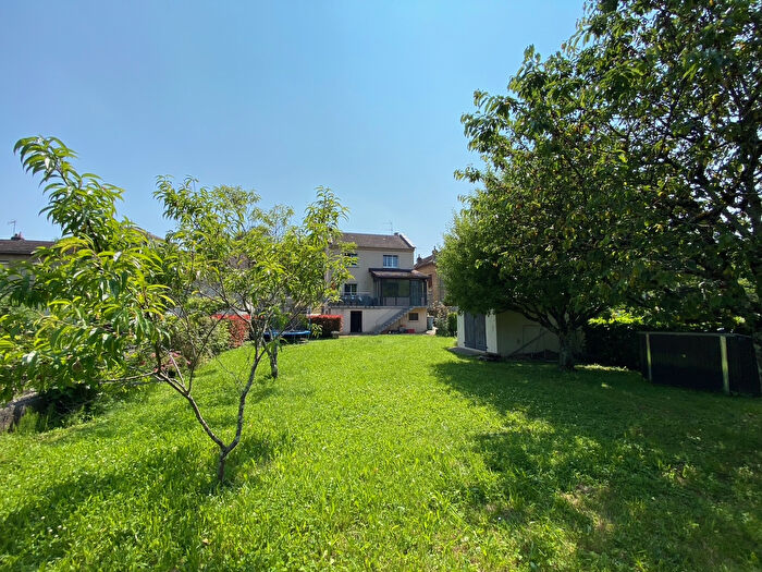 Maison à vendre - Montmorot - 6 pièces - 3 chambres