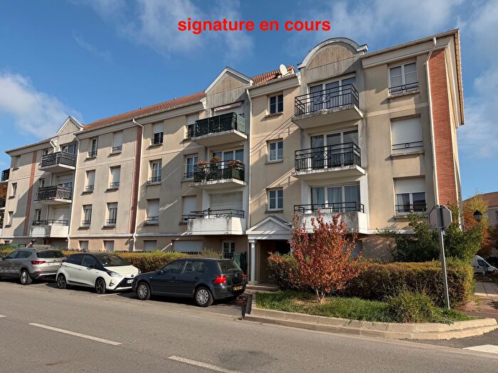 Appartement à vendre - Cergy, Axe Majeur, Horloge - 2 pièces - 1 chambre