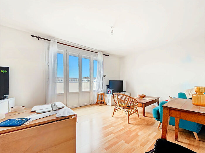 Appartement à vendre - Cholet, Lorraine - 3 pièces - 2 chambres