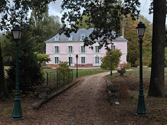 Montceaux-lès-Provins : Maison 14 pièces à vendre