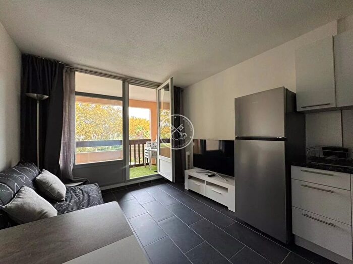 Fréjus, Villeneuve : Appartement 1 pièce à louer