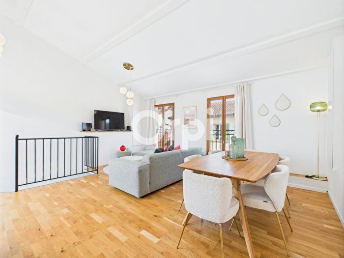 Maison à vendre - Mandelieu-la-Napoule, Capitou - 4 pièces - 3 chambres