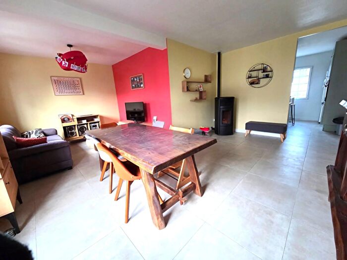 Maison à vendre - Saint-Laurent-Nouan - 6 pièces - 4 chambres