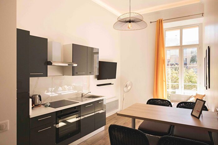 Appartement à vendre - Cannes, Petit Juas - 2 pièces - 1 chambre