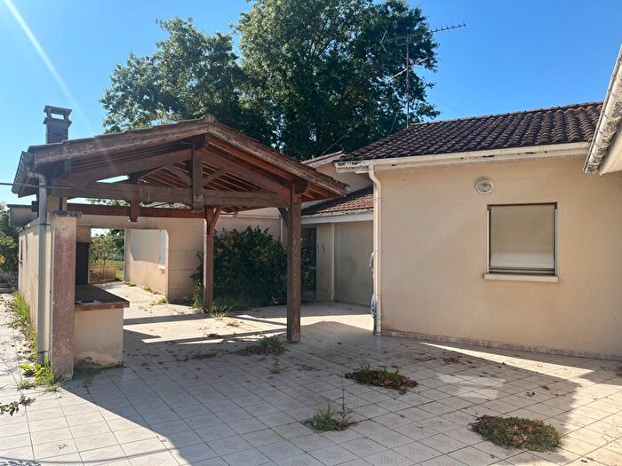 Maison à vendre - Gironde-sur-Dropt - 9 pièces - 5 chambres