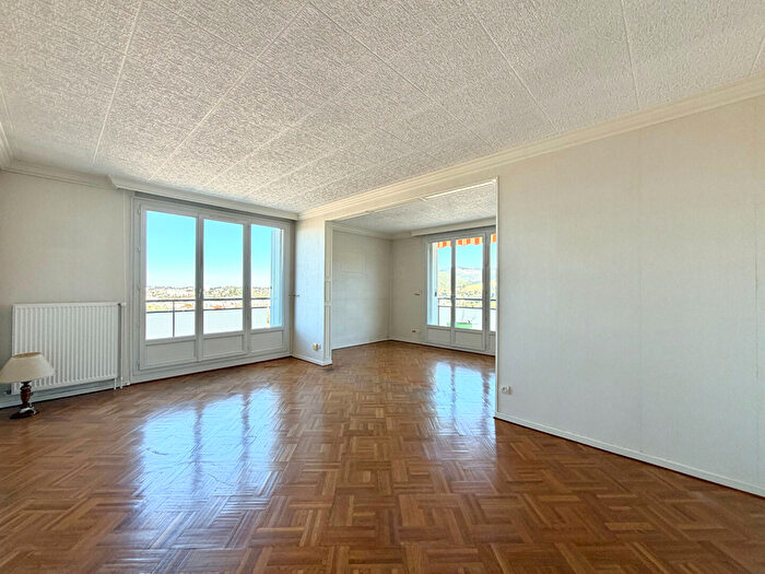 Appartement 5 pièces à vendre à Saint-Étienne, Solaure, Croix de l'Orme, Le Mont, La Jomayère