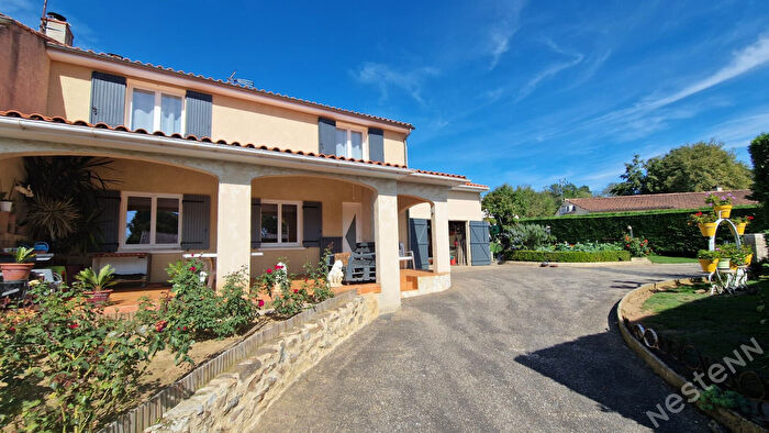 Maison à vendre - Bergerac, Centre-ville - 5 pièces - 4 chambres