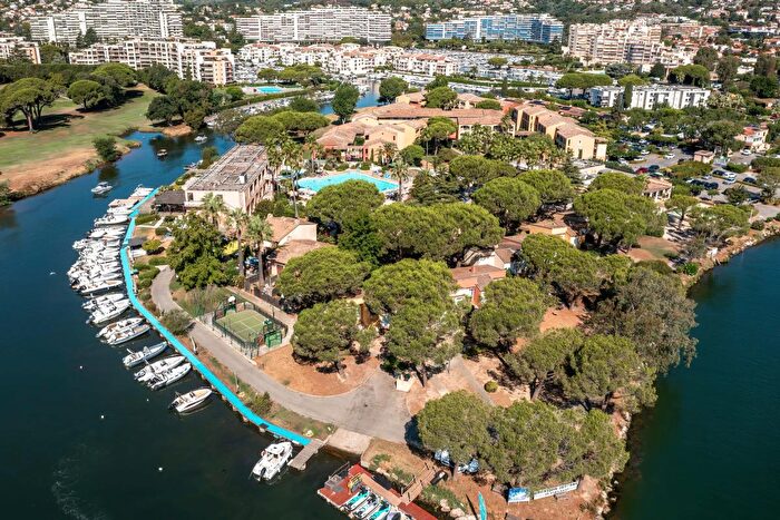 Appartement 2 pièces à vendre - Mandelieu-la-Napoule, Les Termes