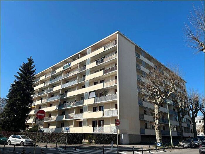 Appartement à louer - Galbert, Annecy - 3 pièces - 2 chambres