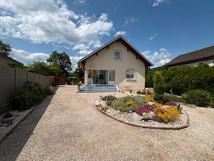 Maison à vendre - Chazey-Bons - 4 pièces - 2 chambres