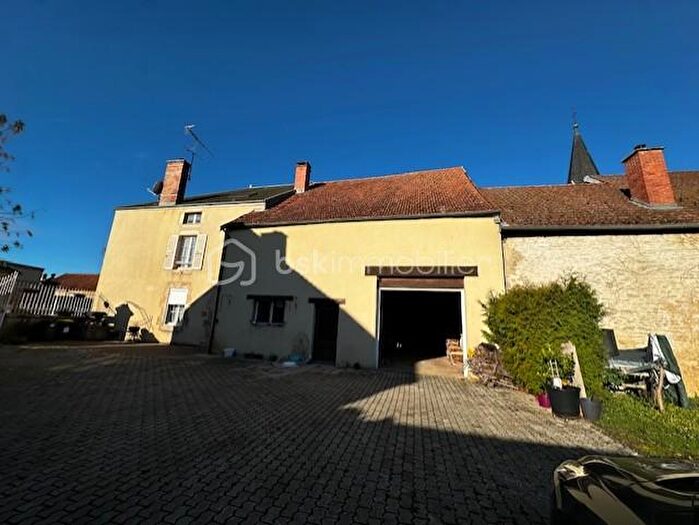 Prusly-sur-Ource : Maison 6 pièces à vendre