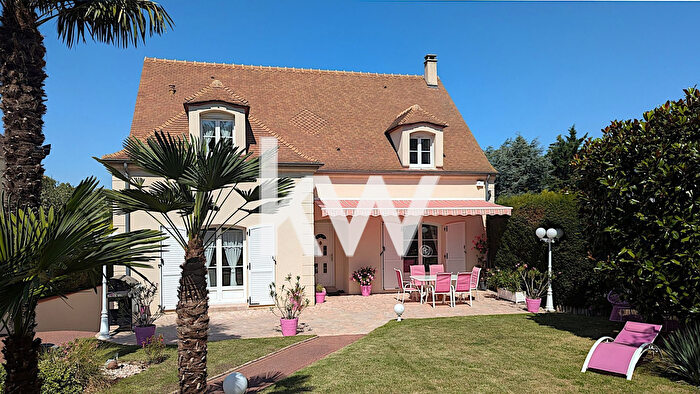 Maison à vendre - Montmorency, Centre Montmorency - 6 pièces - 4 chambres