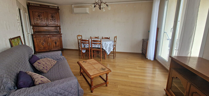 Clermont-Ferrand, Jaude, Fontgiève Saint-Alyre - Appartement 2 pièces à vendre