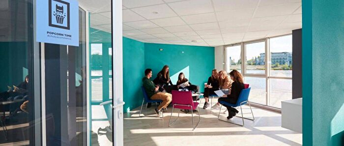 Appartement à louer - Hameau-Lebisey, Hérouville-Saint-Clair - 1 pièce