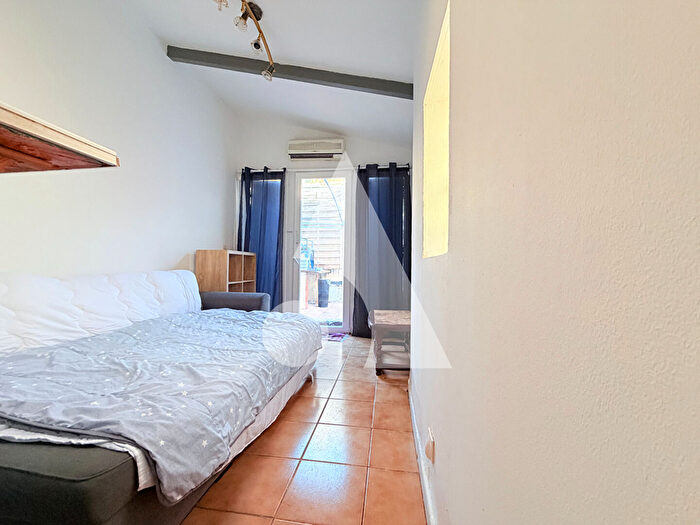 Appartement à louer - Gardanne, Centre-ville - 1 pièce