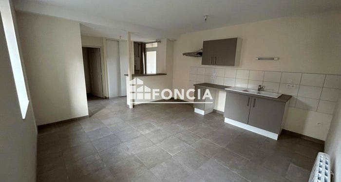 Le Marais-Les Canaux, Riorges - Appartement 3 pièces à louer