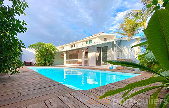 Maison à vendre - Létang-Salé, Etang-Salé les Bains - 6 pièces - 5 chambres