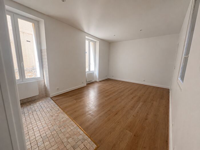 Saint-Germain-en-Laye, Centre-ville, Quartiers forestiers : Appartement 1 pièce à vendre