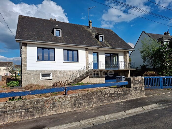 Maison à vendre - Pontorson - 7 pièces - 6 chambres