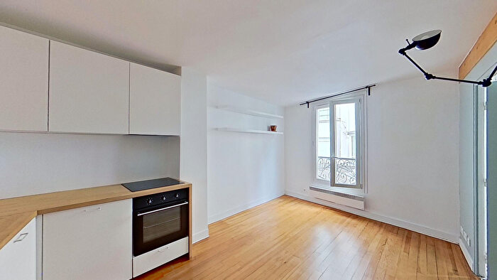 Appartement à vendre - Paris e , Montmartre, Sacré Coeur, Abbesses - 2 pièces - 1 chambre