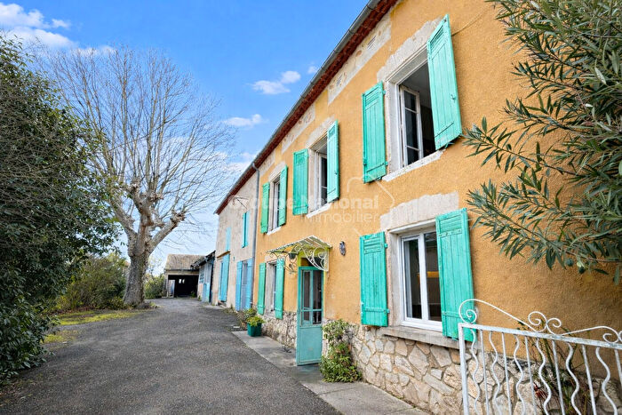 Maison à vendre - Althen-des-Paluds - 7 pièces - 4 chambres
