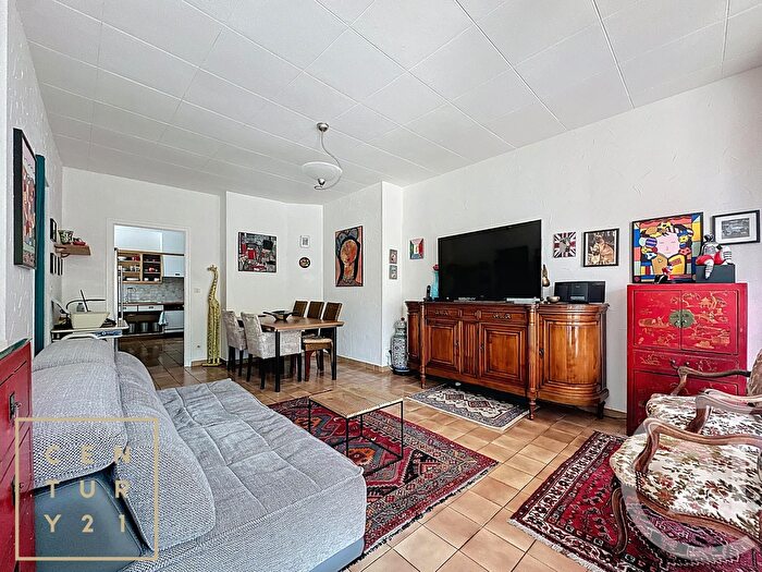 Appartement à vendre - Vernet-les-Bains - 3 pièces - 2 chambres