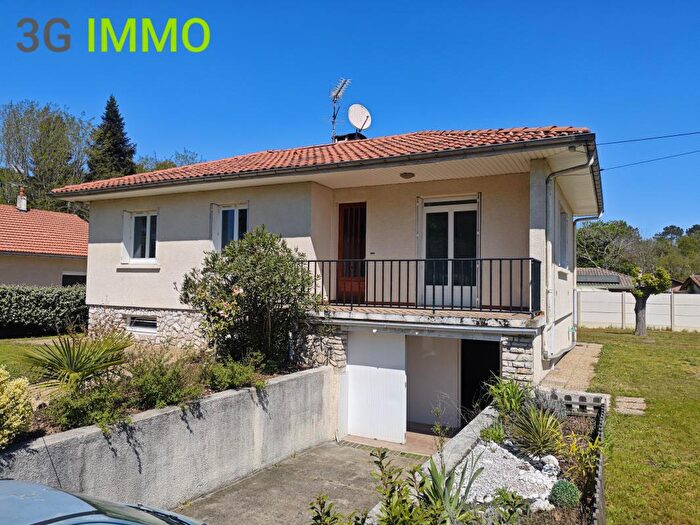 Maison 6 pièces à Mont-de-Marsan, Dagas, Beillet Chourié, à vendre