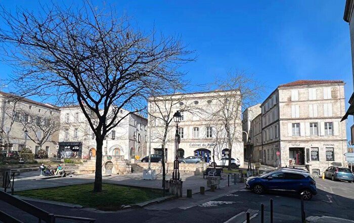 Appartement à louer - Saint Ausone-Saint Martin-Saint Gelais, Angoulême - 3 pièces - 2 chambres