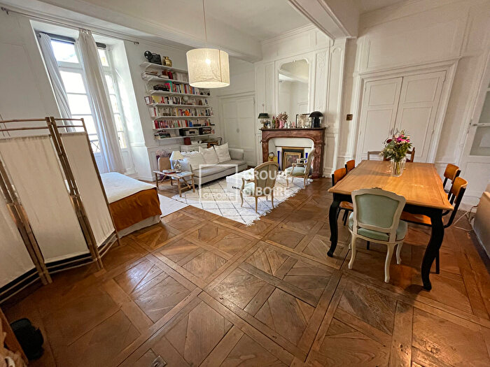 Appartement à vendre - Quartiers Centre, Centre-ville - 2 pièces - 1 chambre