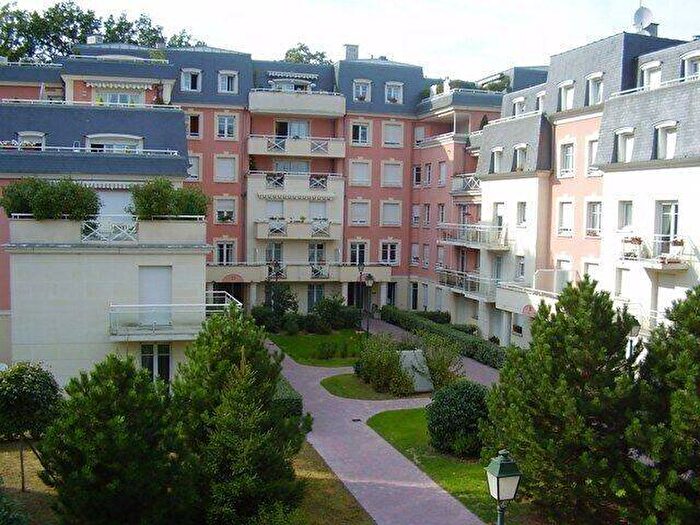 Appartement à louer - La Corniche-Frot-Saint Faron-Clémenceau, Meaux - 2 pièces - 1 chambre