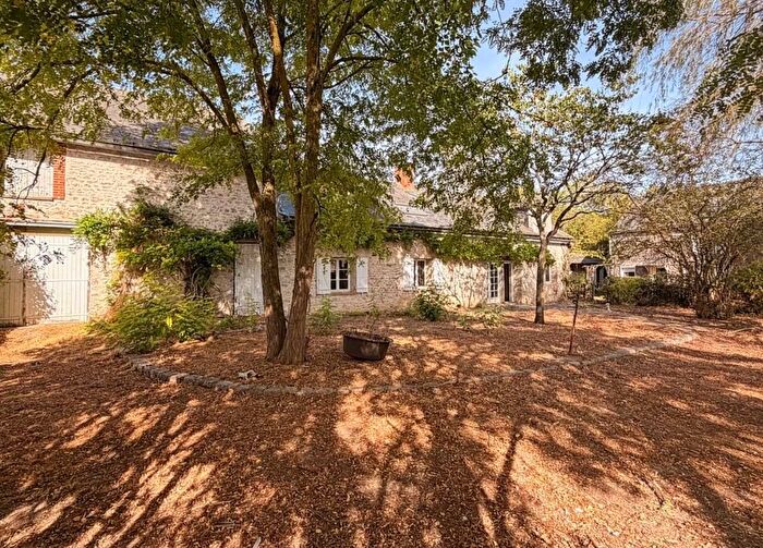 Maison 9 pièces à vendre à Angerville