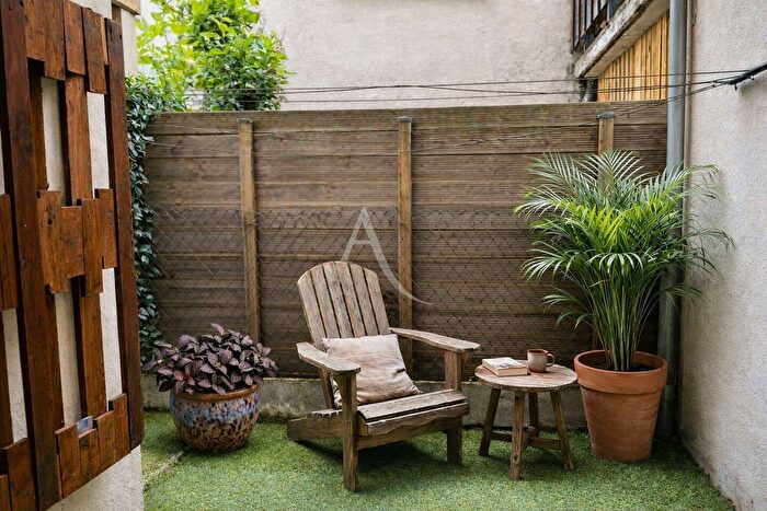 Appartement à louer - Les Salins, Clermont-Ferrand - 2 pièces - 1 chambre