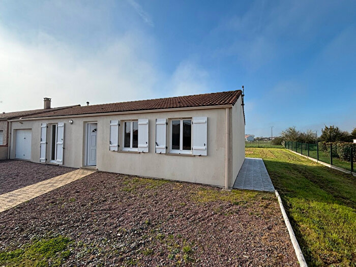 Maison à vendre - Grues - 4 pièces - 3 chambres