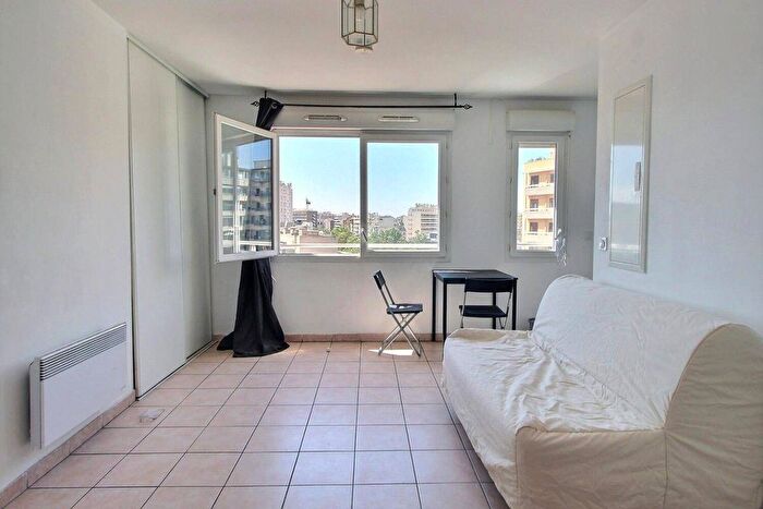 Appartement 1 pièce à Saint Pierre, Marseille 5ème arrondissement, à louer