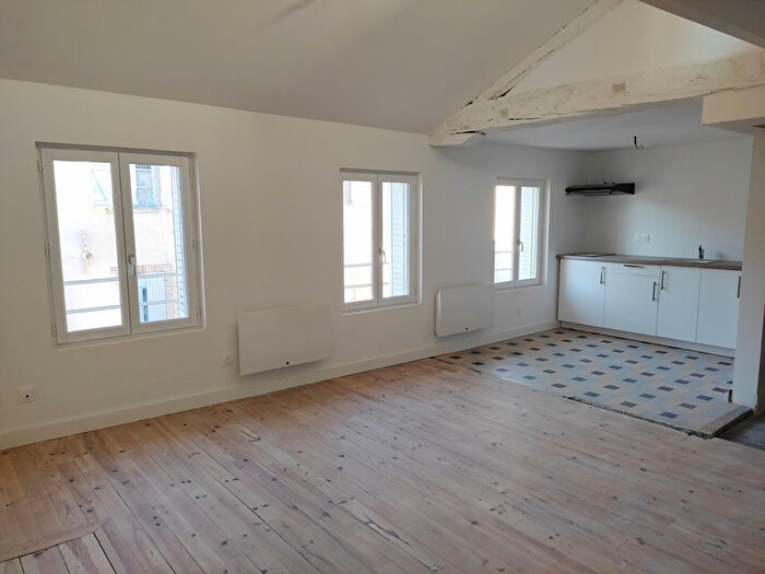 Appartement à louer - Moissac, Centre-ville - 1 pièce - 1 chambre